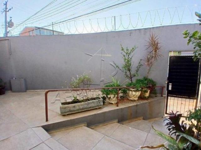 CASA 3 DORMITÓRIOS WANEL VILLE III