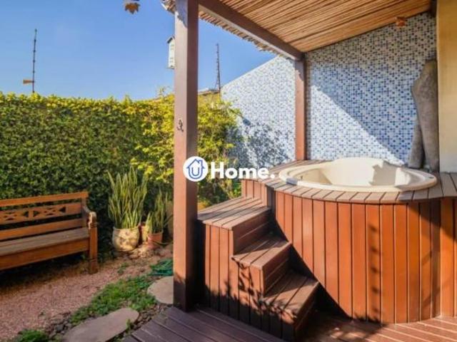 CASA 3 DORMITÓRIOS TRÊS FIGUEIRAS