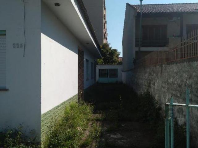 Casa 3 dormitórios, vaga de garagem, Bairro Vila Cachoeirinha