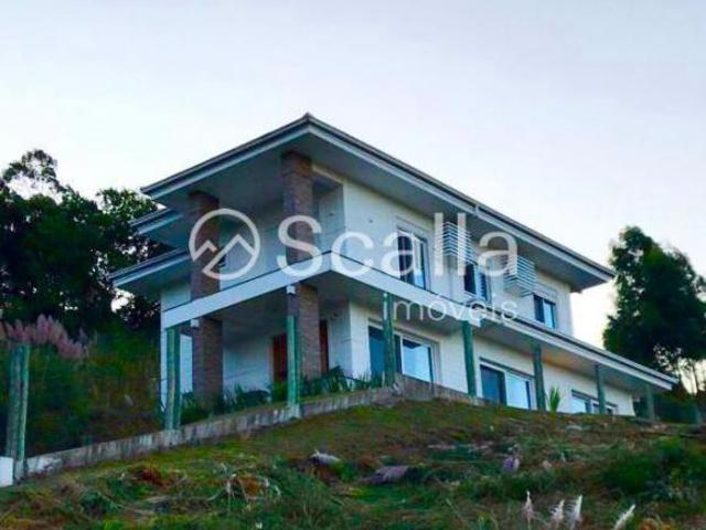 CASA 3 DORMITÓRIOS VALE DAS COLINAS EM GRAMADO