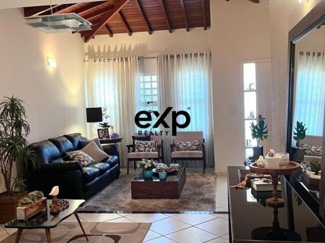 Casa 3 Dorms 1 Suíte | Escritório + Sala de TV | 4 Vagas | Gourmet | Condomínio Valinhos