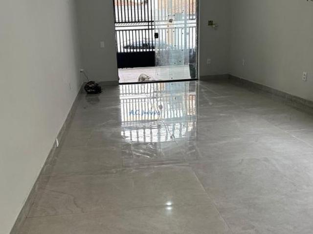Casa 3 dorms, 2 suítes c/ Edícula, 400 mts da praia