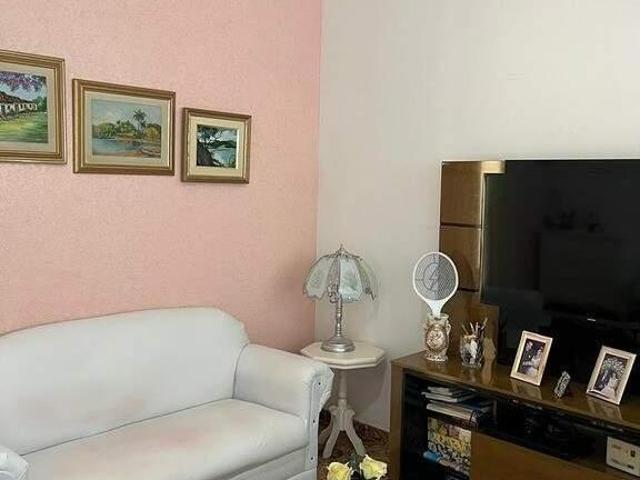 Casa 3 dorms. à venda no Centro acima