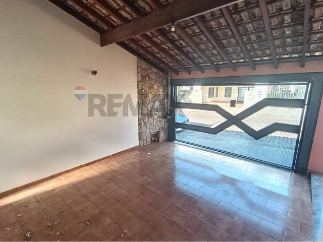 Casa 3 dorms em Lins: conforto e praticidade!