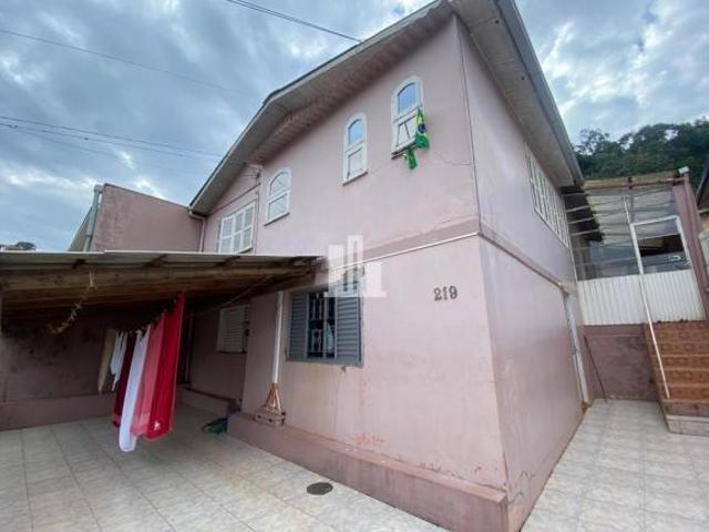 CASA 3 MORADIAS