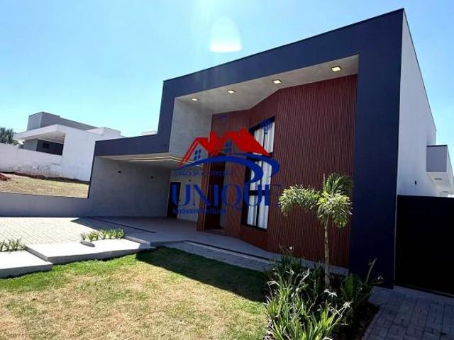 CASA 3 SUÍTES NO PORTAL DAS ESTRELAS EM BOITUVA SP