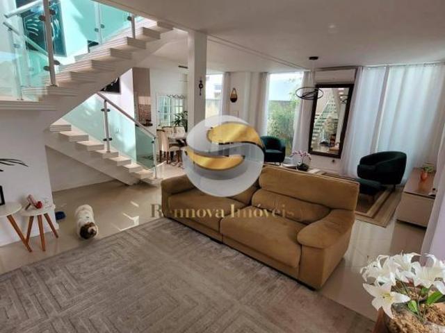 Casa 3 suites avarandadas, PLANEJADOS,energia solar, PISCINA, EspaçoGourmet