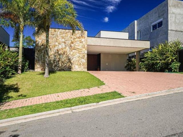 Casa 3 Suítes à venda, 332 m² por R$ 3.590.000 Granja Viana Cotia/SP