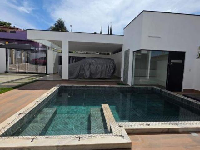 Casa 3 súites a venda em Rua 3, Colonia Agrícola Samambaia