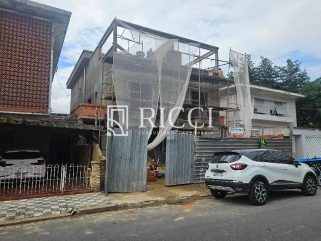 Casa 3 suítes à venda na Ponta da Praia Santos