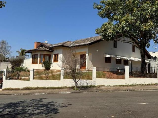 Casa 3 suites Águas de São Pedro