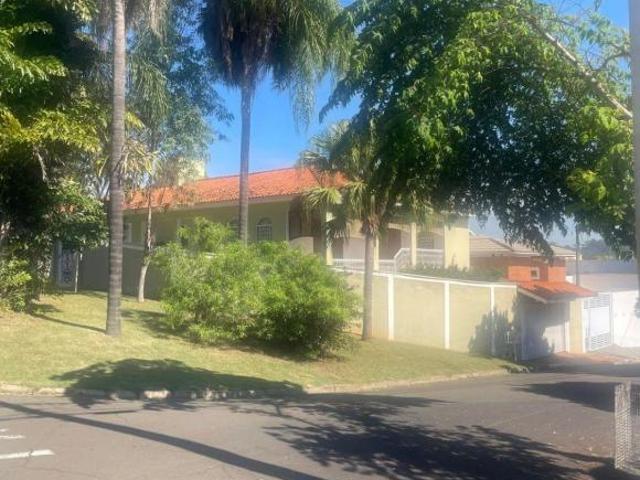 Casa 3 suítes Águas de São Pedro