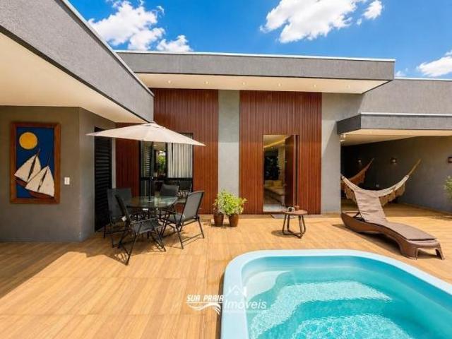 Casa 3 suítes alto padrão em Ipanema