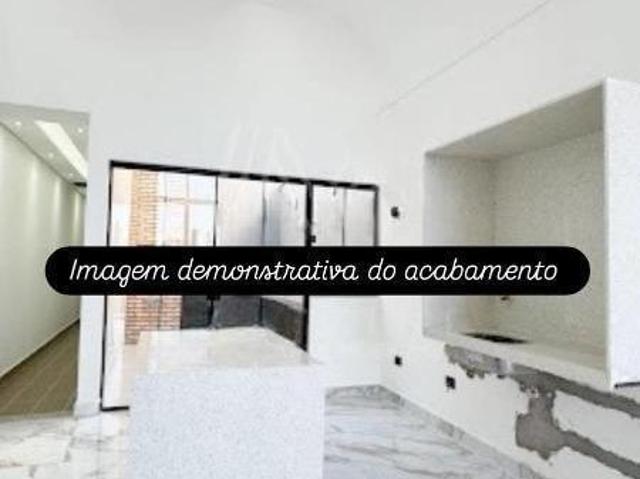 Casa 3 suítes com quintal, churrasqueira e 2 vagas em Vila Alpina, Santo André
