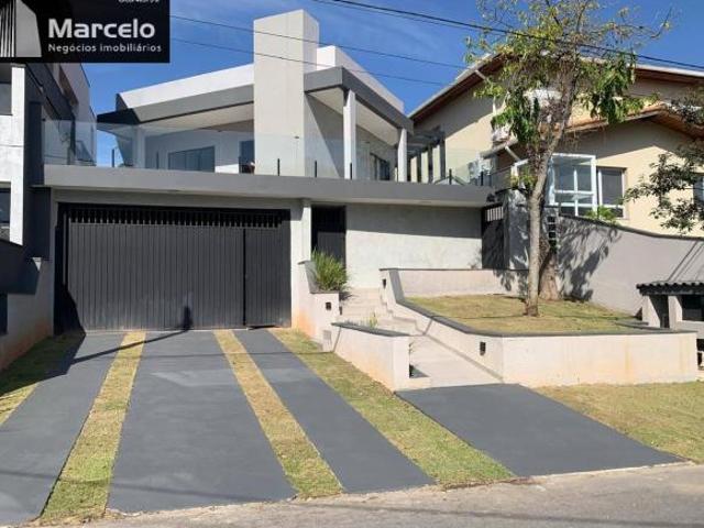 Casa 3 Suítes Cond. Ecopark