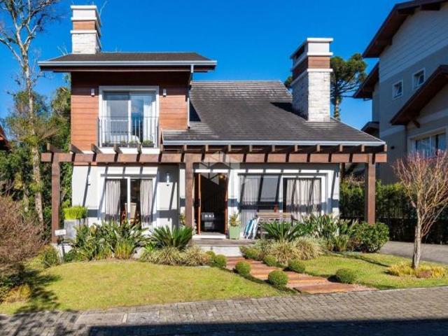 Casa 3 suítes em condomínio centro de Canela!