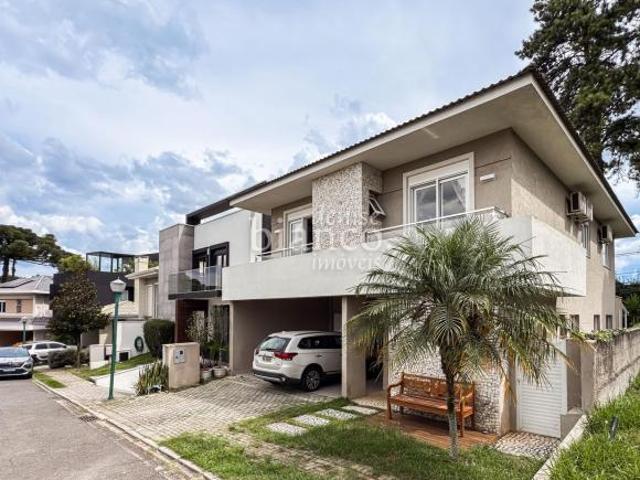 Casa 3 suítes, em condomínio no São Braz