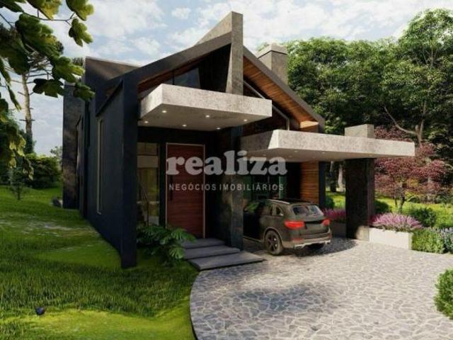 CASA 3 SUÍTES EM CONSTRUÇÃO