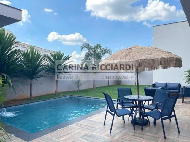 Casa 3 suítes Escritório Móveis Planejados Ar condicionado Piscina Aquecida Varanda Gourmet Energia
