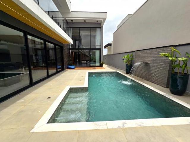 CASA 3 SUITES + HOME OFFICE + QUINTAL GOURMET C/ PISCINA 330M² A/C 390M A/T