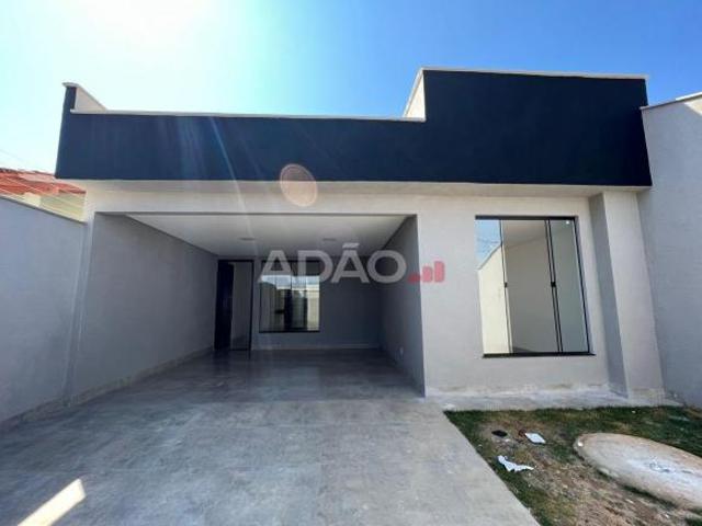 CASA 3 SUITES PLENAS JARDIM HELVECIA Casa de Rua com 3 Quarto s por R$ 650000.00 no setor Jardim He