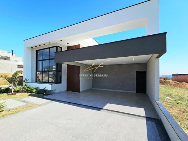 Casa 3 Suítes, sendo 1 Master c/Closet, Escritório, Solário, Piscina, Indaiatuba