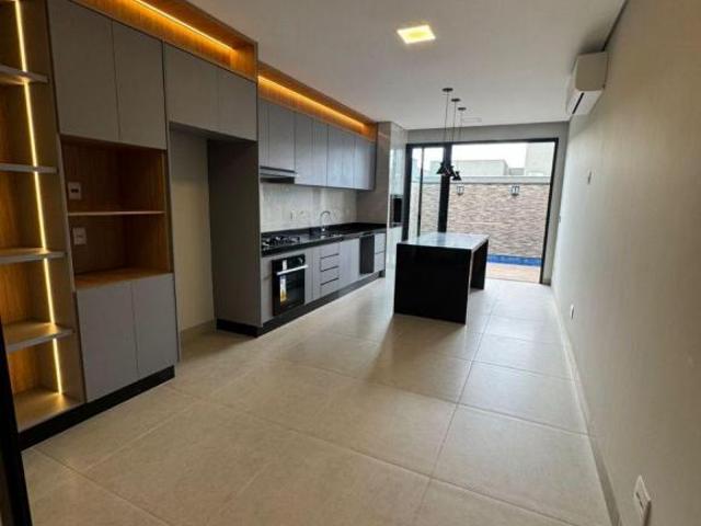 Casa 3 suítes térrea, Condomínio San Marco Ilha Gênova
