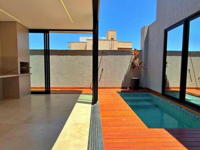 Casa 3 Suítes, 163 m²c/ Lazer à Venda no Condomínio Jardins Porto