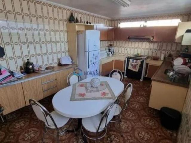 CASA 3 SUÍTES, 2 VAGAS AO LADO DO FUTURO METRÔ ORFANATO