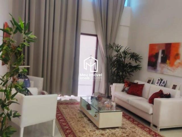 Casa 3 Suítes 9 Vagas 350m² Rua 1 Vicente Pires