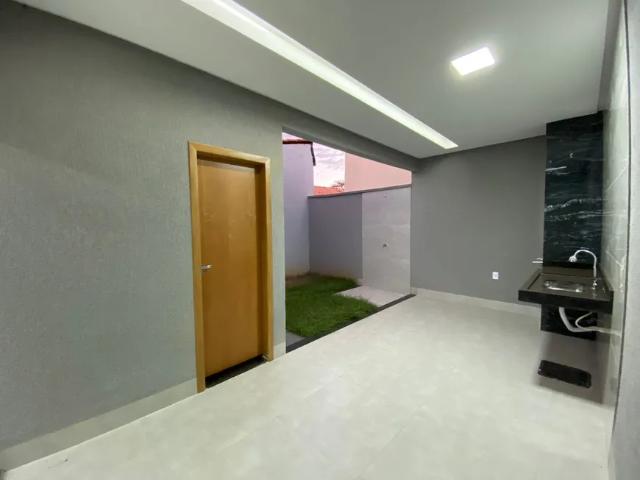 Casa 3 qtos, 140 m², Jardim Europa proximo Avenida T9