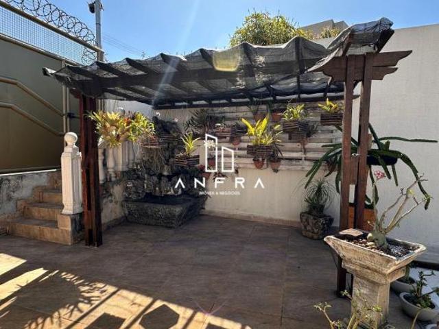 Casa 3 Qts no Santa Helena Barreiro com spa, gourmet e pergolado
