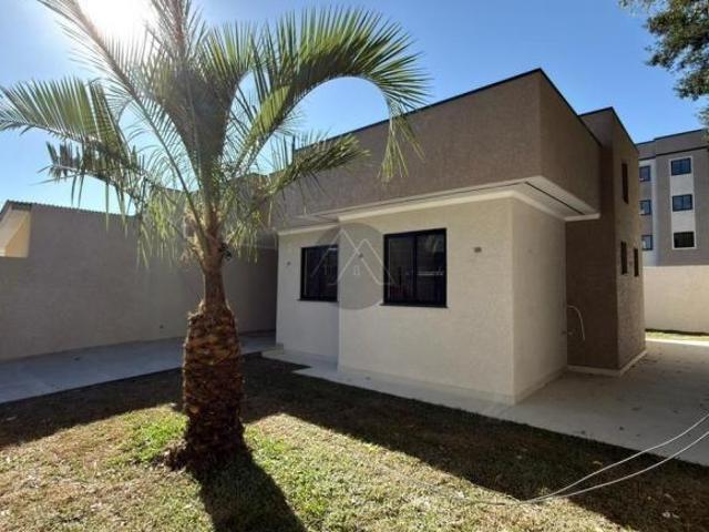 Casa 3 Qts com Suíte, Quintal Amplo e Rua Sem Saída no Santo Antônio