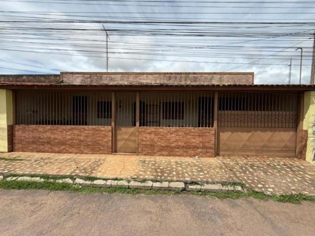Casa 3 Qts Valparaiso II em excelente localização