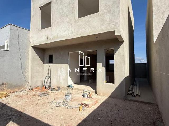Casa 3 Qts 1 suíte e 2 vagas no Recanto Verde, em Ibirité