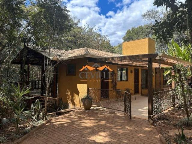 Casa 3 qts 2 suítes | 2.000 m² de privacidade