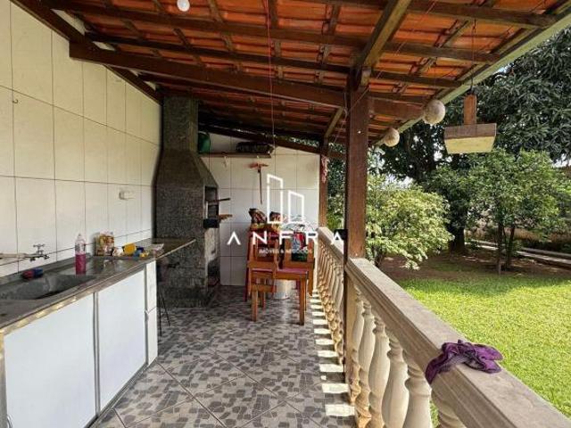 Casa 3 Qts, 4 vagas, espaço gourmet e amplo quintal no Ouro Negro, em Ibirité