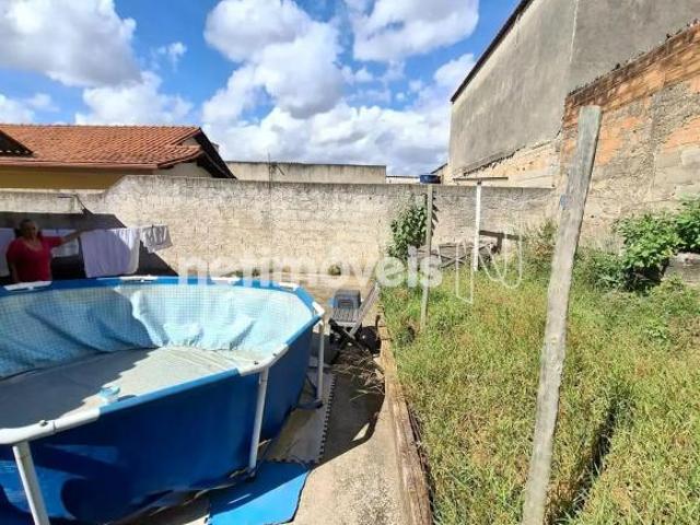 Casa 3 quartos, 4 vagas, suíte, próxima ao Ceasa