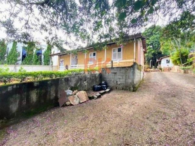 CASA | 3 QUARTOS | 8 VAGAS BAIRRO BANDEIRANTES R$ 1.400.000,00