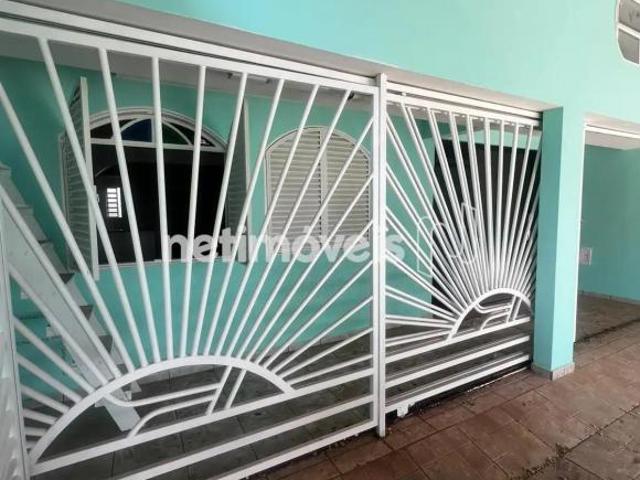 CASA 3 QUARTOS, 1 BANHEIRO, 2 SALAS, COZINHA, ÁREA DE SERVIÇO,GARAGEM E ÁREA GOURMET