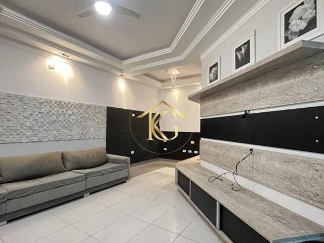 Casa 3 quartos 1 suite com quintal e piscina em Canto do Forte PG SP