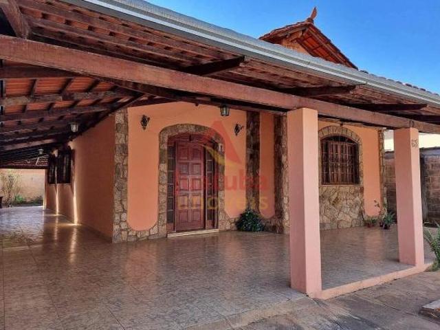 Casa 3 Quartos / 1 Suíte em Lote de 360 m² à Venda no Centro de Juatuba | JUATUBA IMÓVEIS