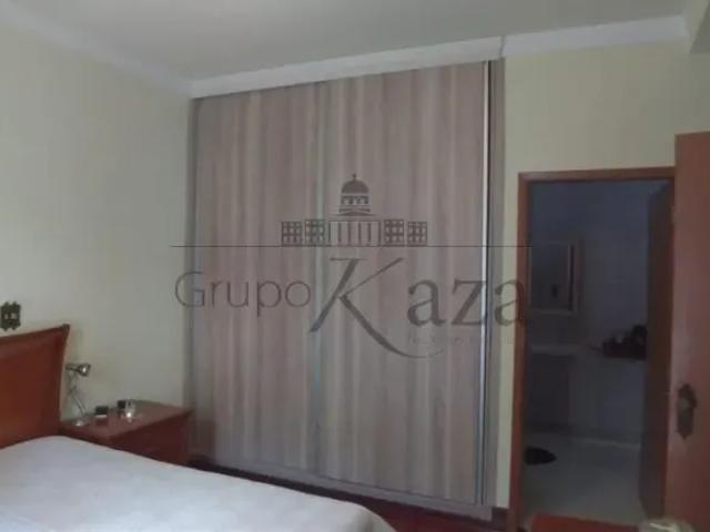 Casa 3 quartos 1 Suite Jd. Esplanada SJC