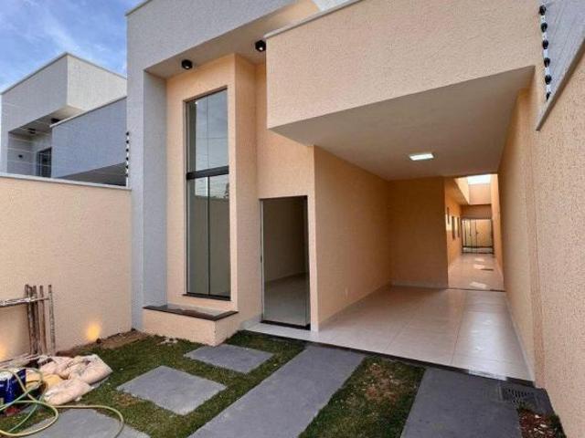 Casa 3 quartos 1 suíte,varanda gourmet, quintal