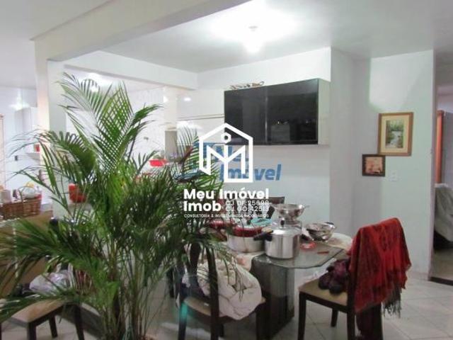 Casa 3 Quartos 1 Suíte 2 Vagas 200m² toda na Laje varanda