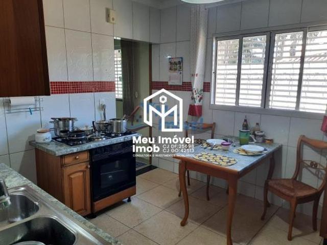 Casa 3 Quartos 1 Suíte 2 Vagas 900m² Valparaíso/GO