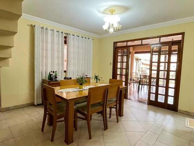Casa, 3 quartos, 1 suite, 4 vagas