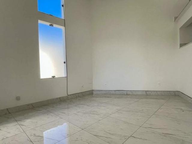 Casa, 3 quartos, 1 suite, 6 vagas