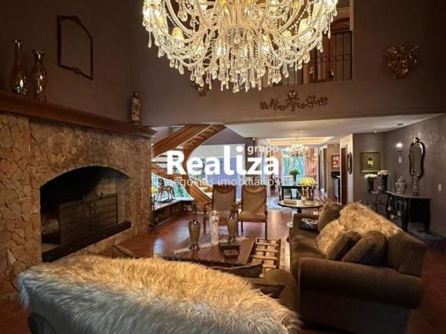 CASA 3 QUARTOS 263 m² EM CANELA RS