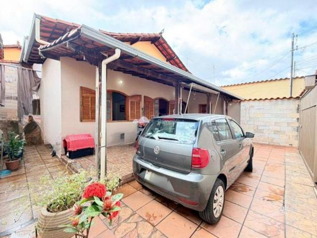 Casa 3 quartos 2 suíte Floramar